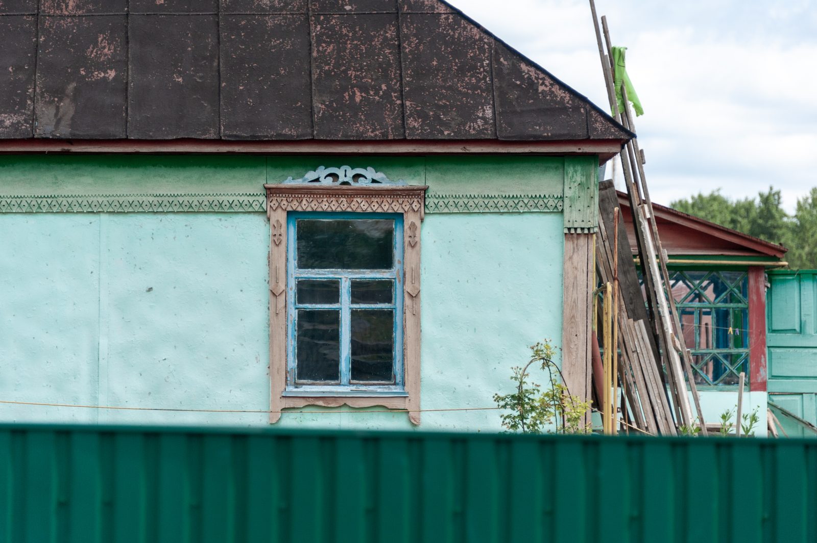 Kyiv architect creates online self-help kit for rebuilding Ukraine homes