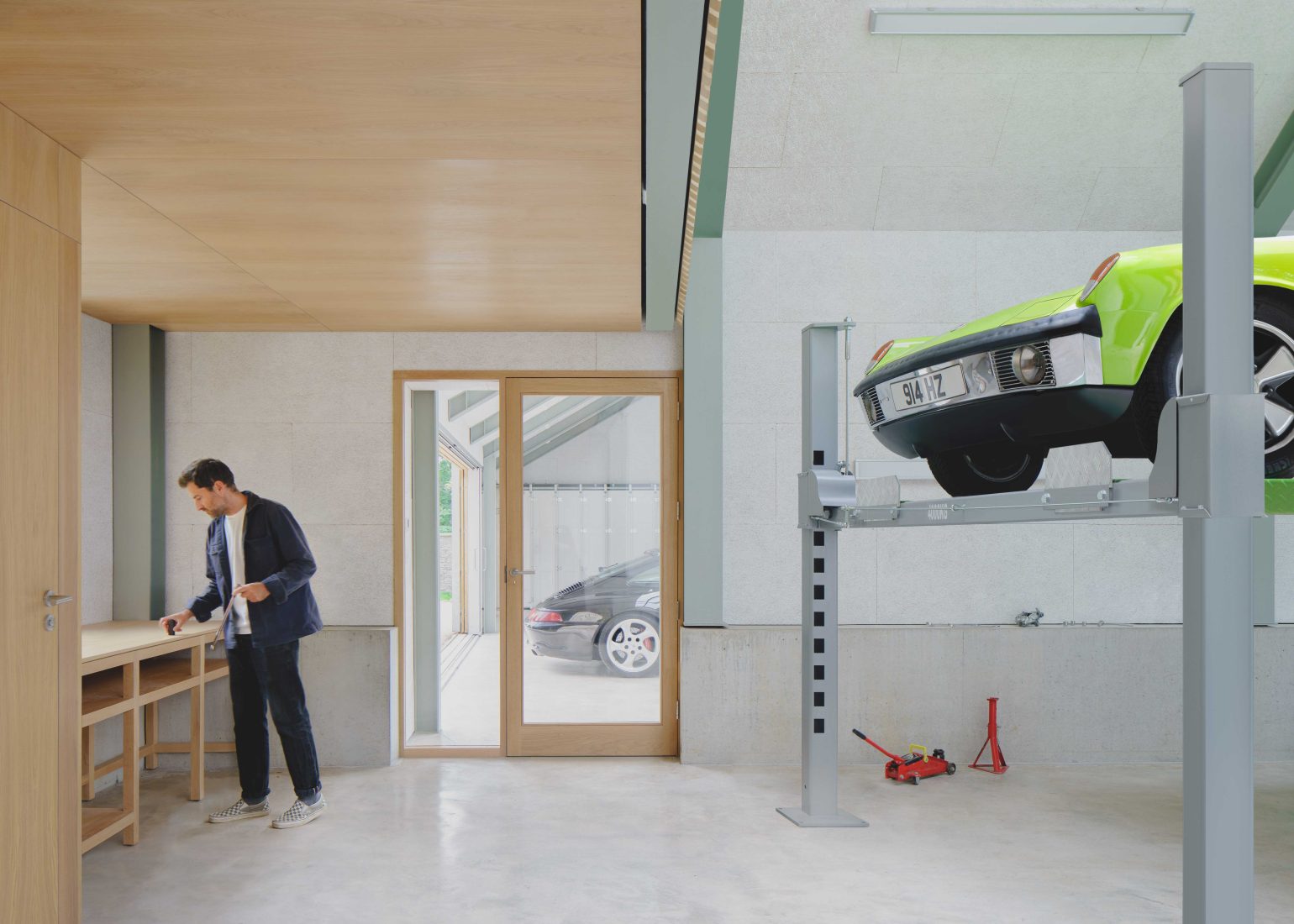 Bindloss Dawes completes garage and workshop for car collection in Somerset