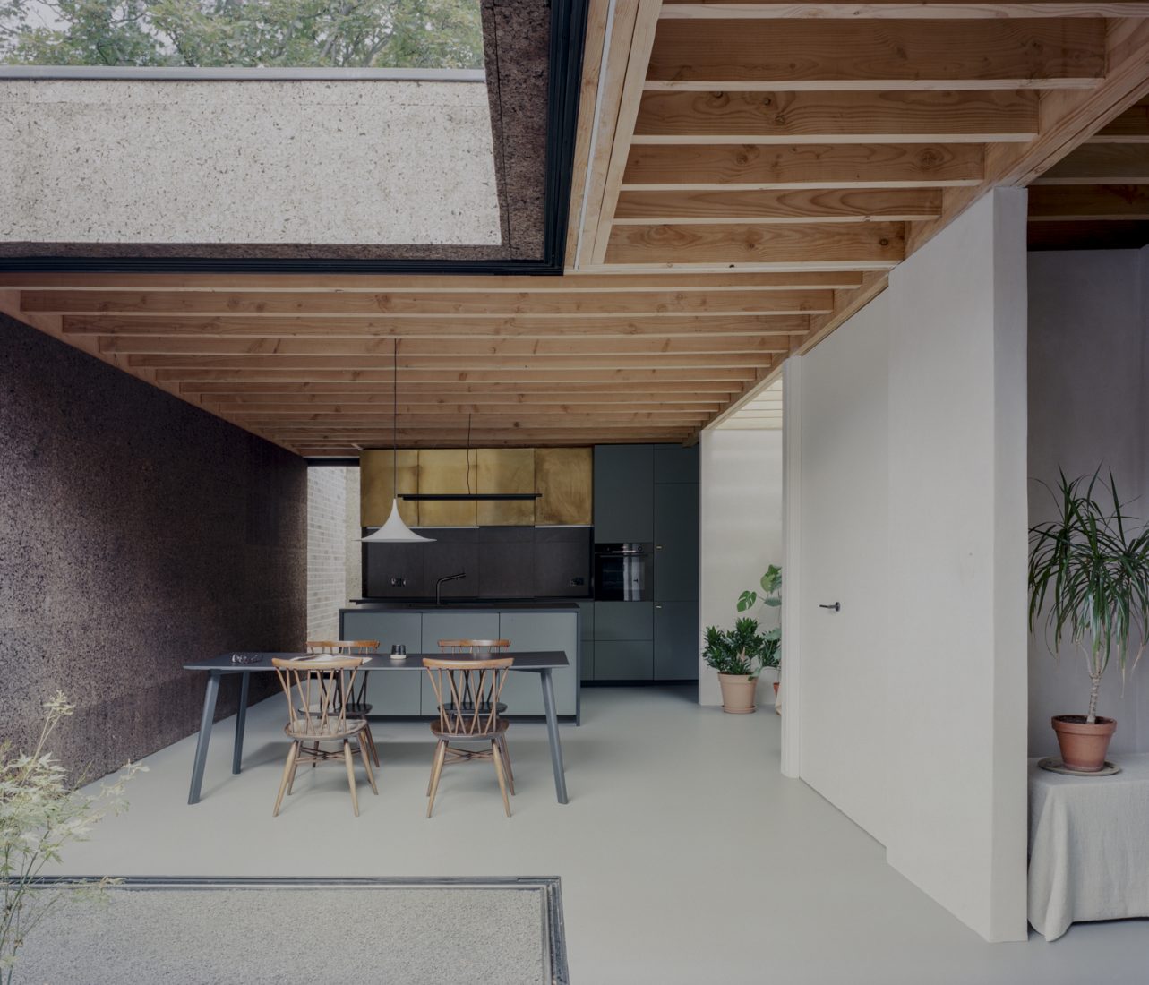 Polysmiths completes cork-panelled house in east London