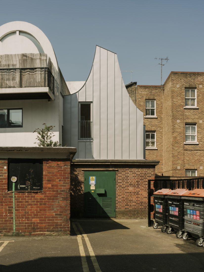 Case study: 16 Broadway Market by Delvendahl Martin Architects