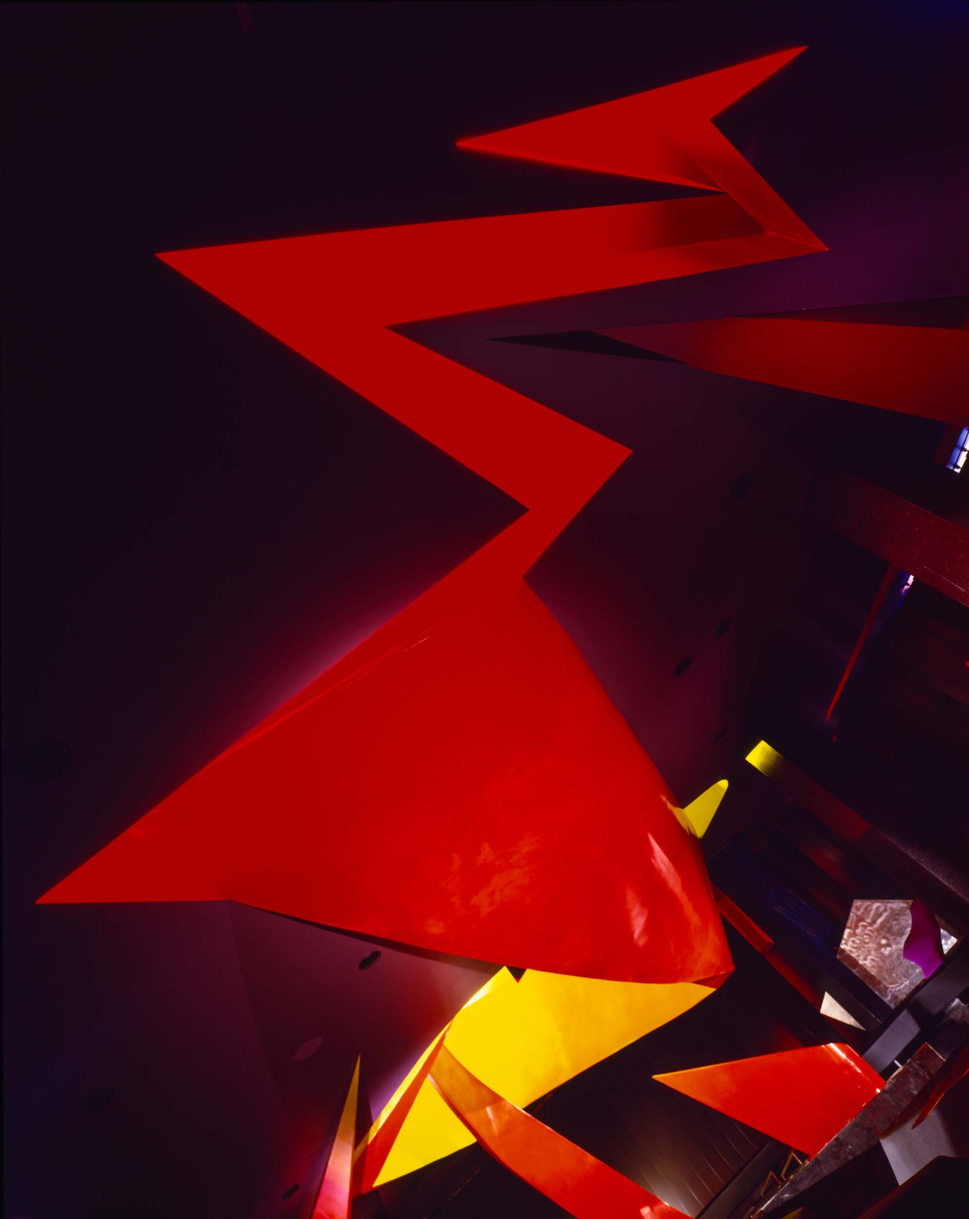 Review: Zaha Hadid’s Moonsoon – An Interior in Japan