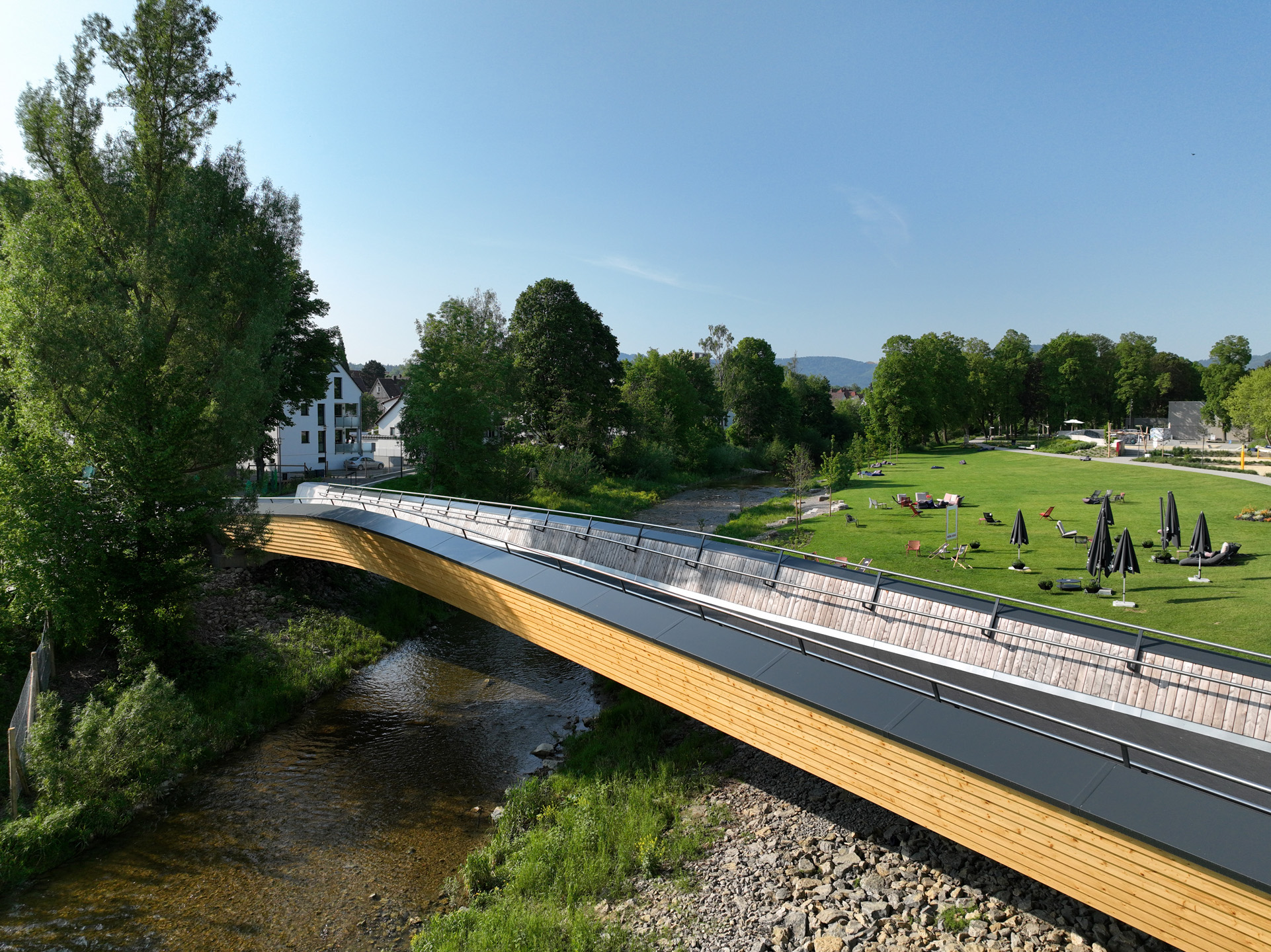 Moxon completes timber footbridge in southern Germany