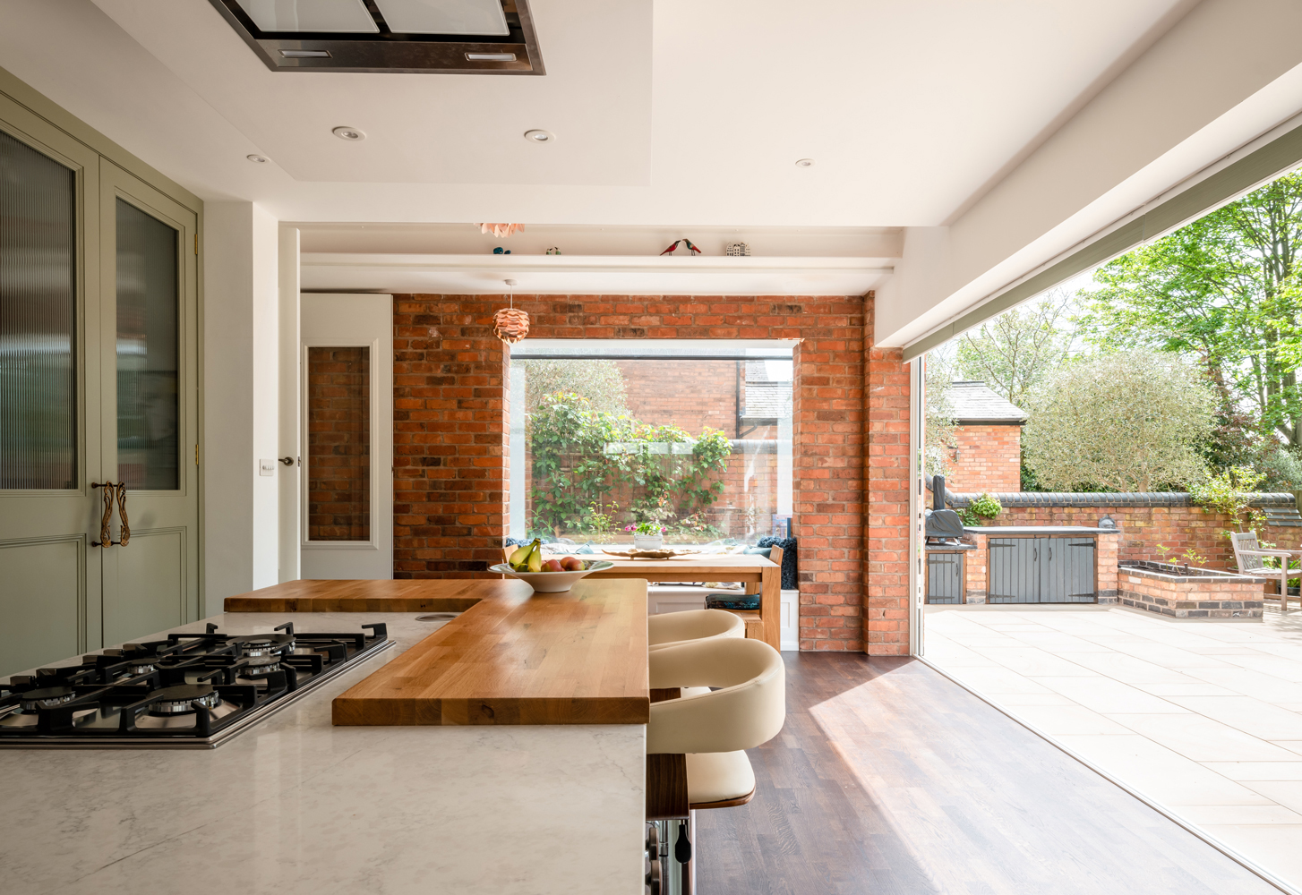 Intervention Architecture completes arched extension in Birmingham
