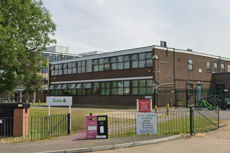 Government cancelled rebuilds at 13 RAAC-affected schools