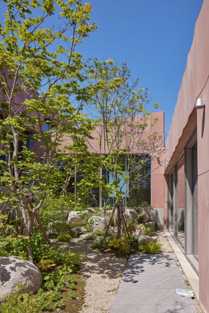 In practice: Studio Weave’s pink-concrete house in South Korea