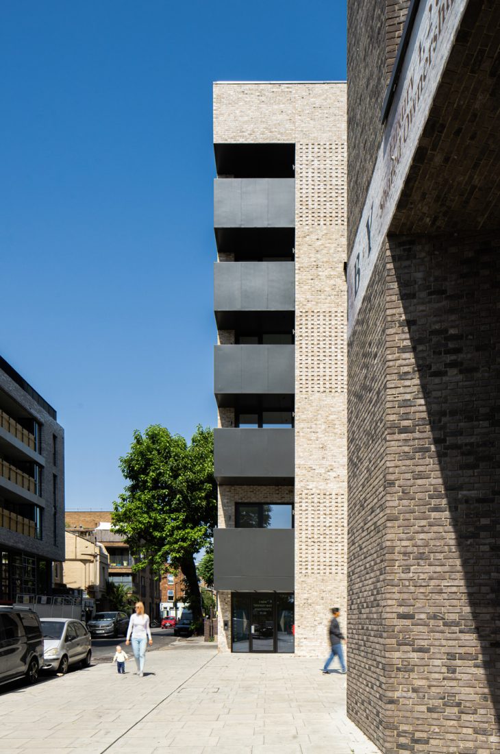 Coffey completes housing, gallery and artists’ studios in Bermondsey