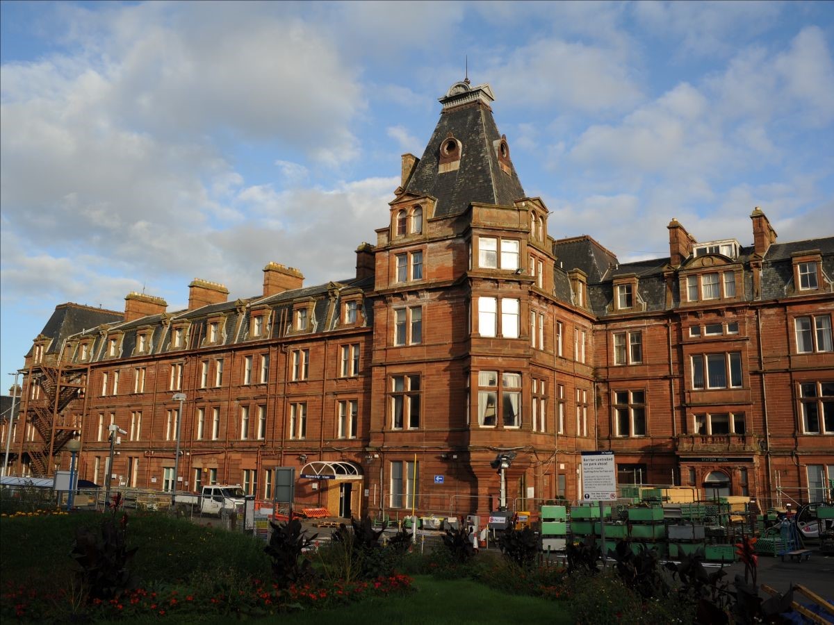 ‘Foolhardy’ – Architects slam plans to demolish fire-ravaged Ayr ...