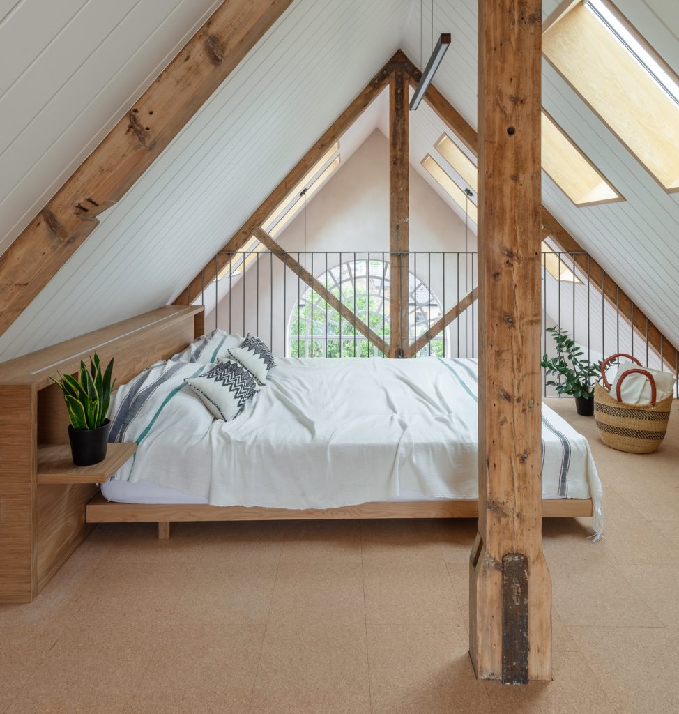 Vine Architecture Studio adapts live/work space for fashion designer