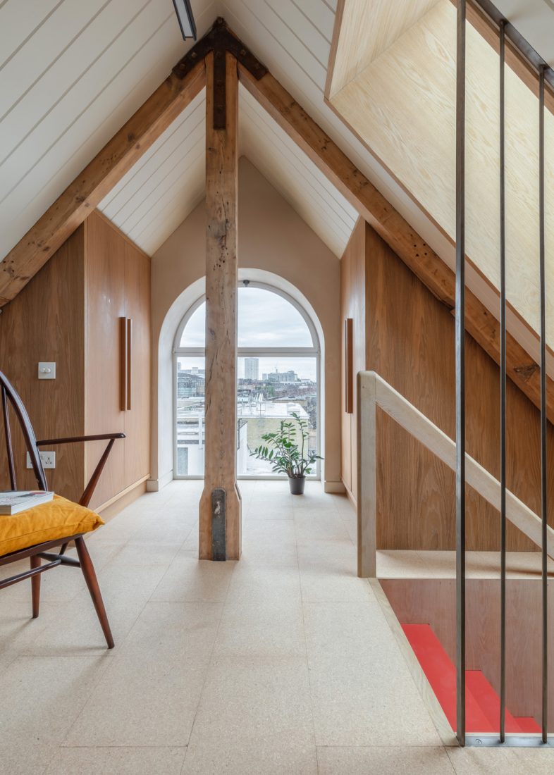 Vine Architecture Studio adapts live/work space for fashion designer