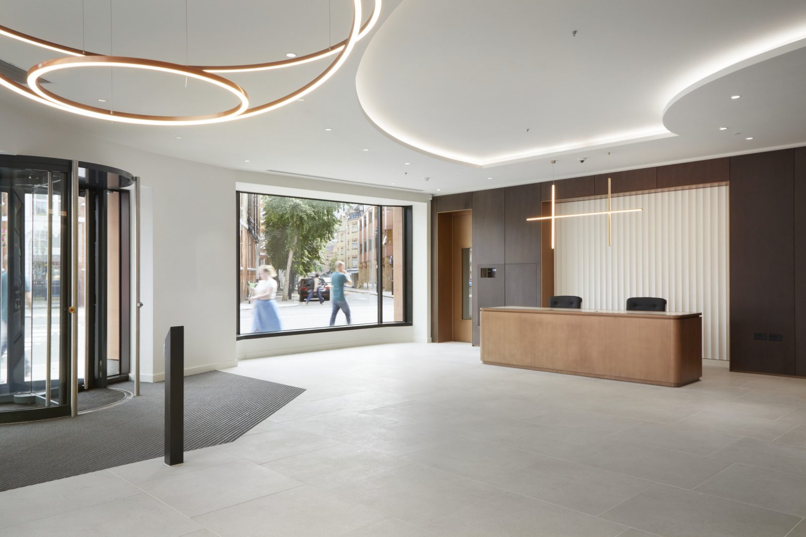 Squire & Partners completes mixed-use building in Westminster