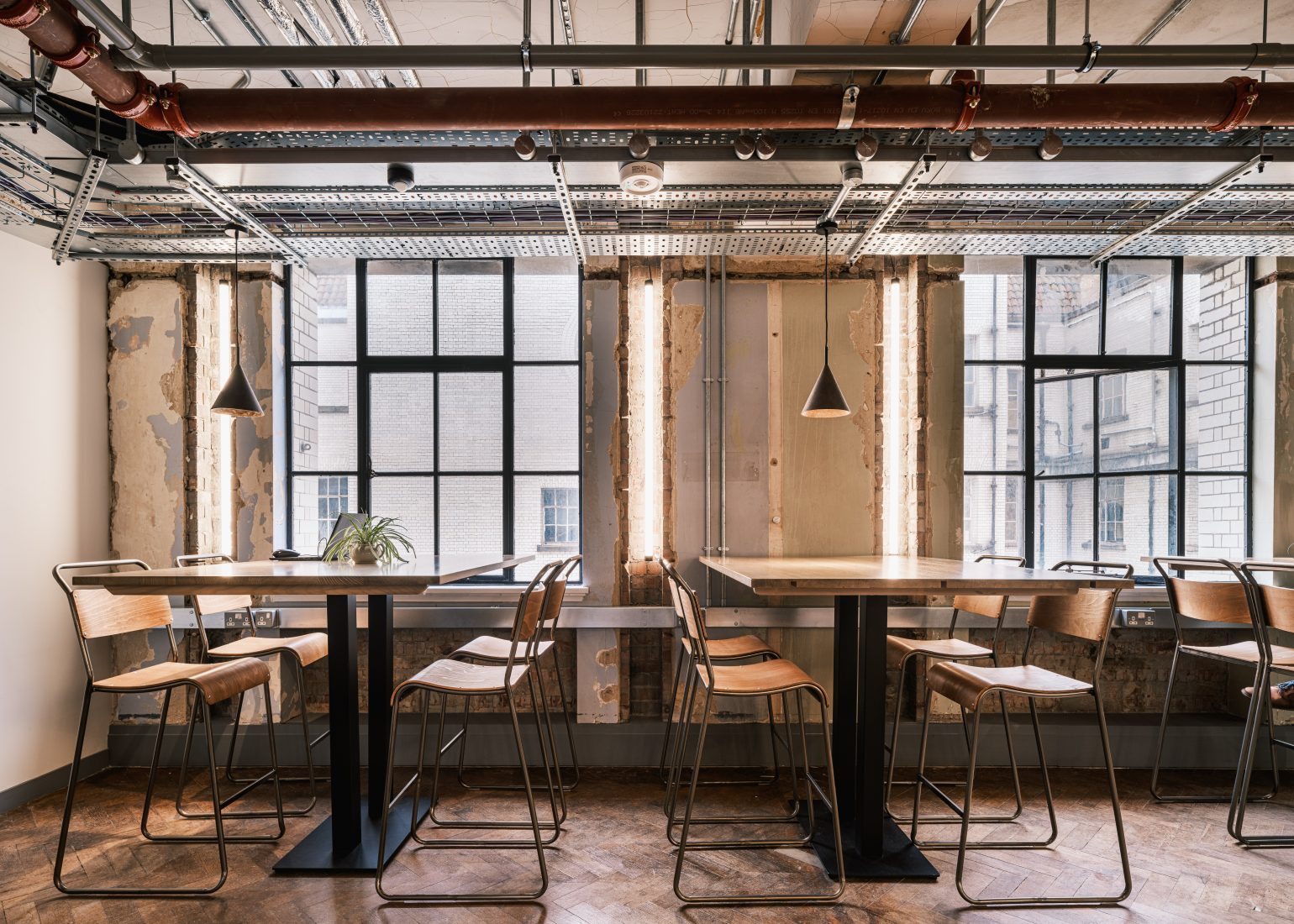 Material Works Architecture adapts London County Hall into workplace