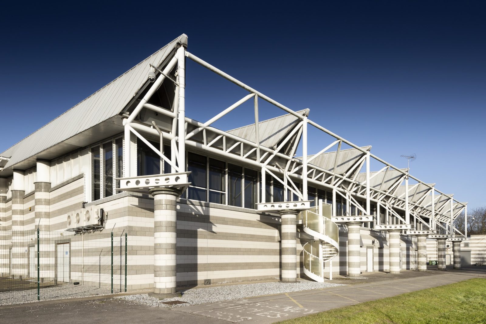 FaulknerBrowns’ ‘inventive’ 1980s Doncaster Dome leisure centre listed