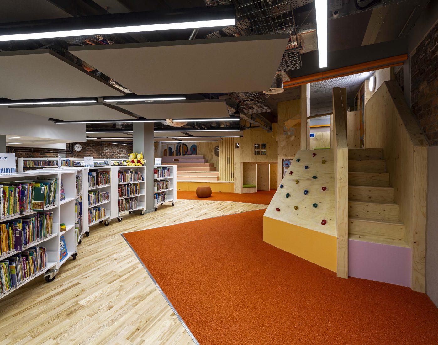 Collective Architecture completes library for Renfrewshire Council