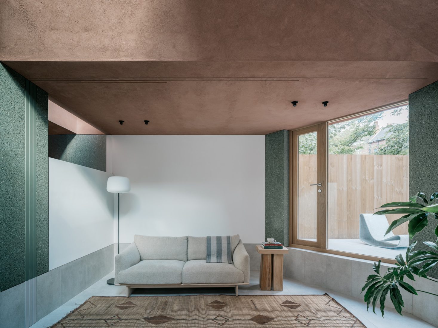 Conform completes texture-rich rework of Hampstead garden flat