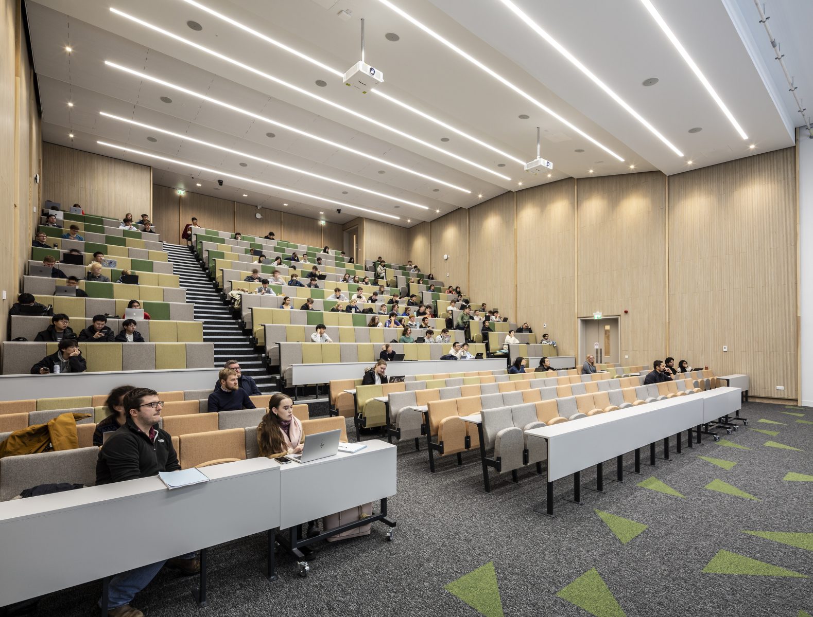Sheppard Robson completes £32m Edinburgh Uni flexible teaching building