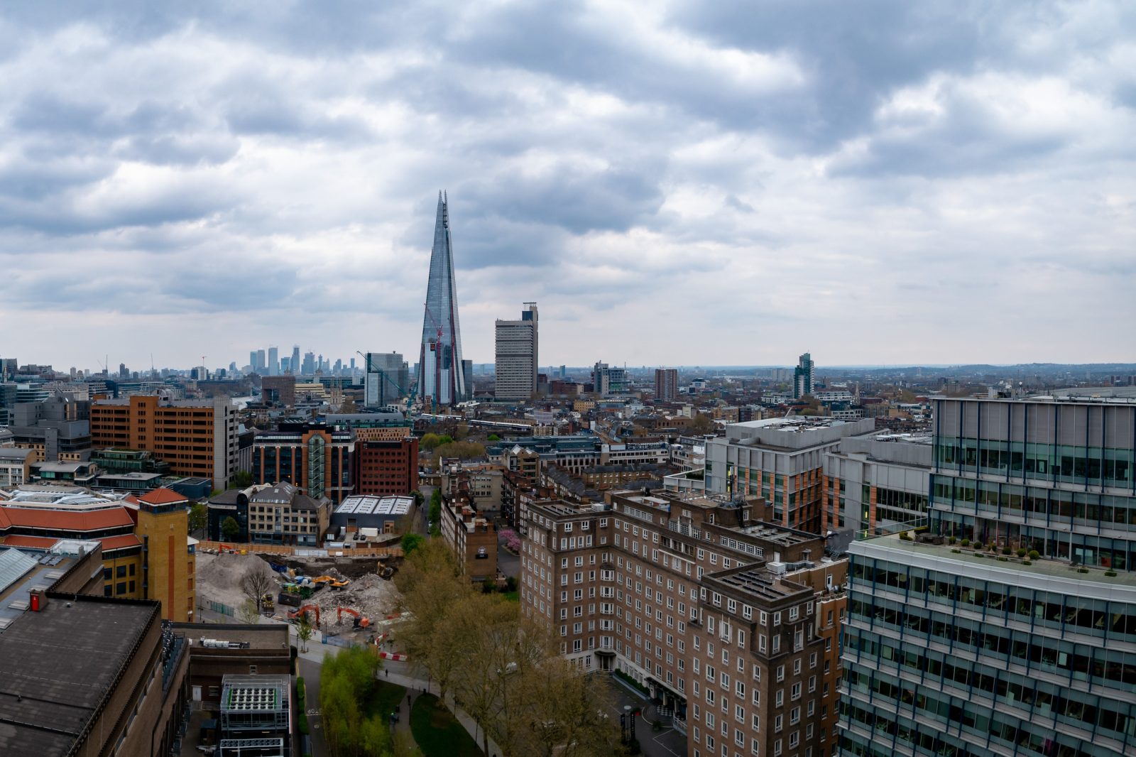 Top names vie for major LSE project