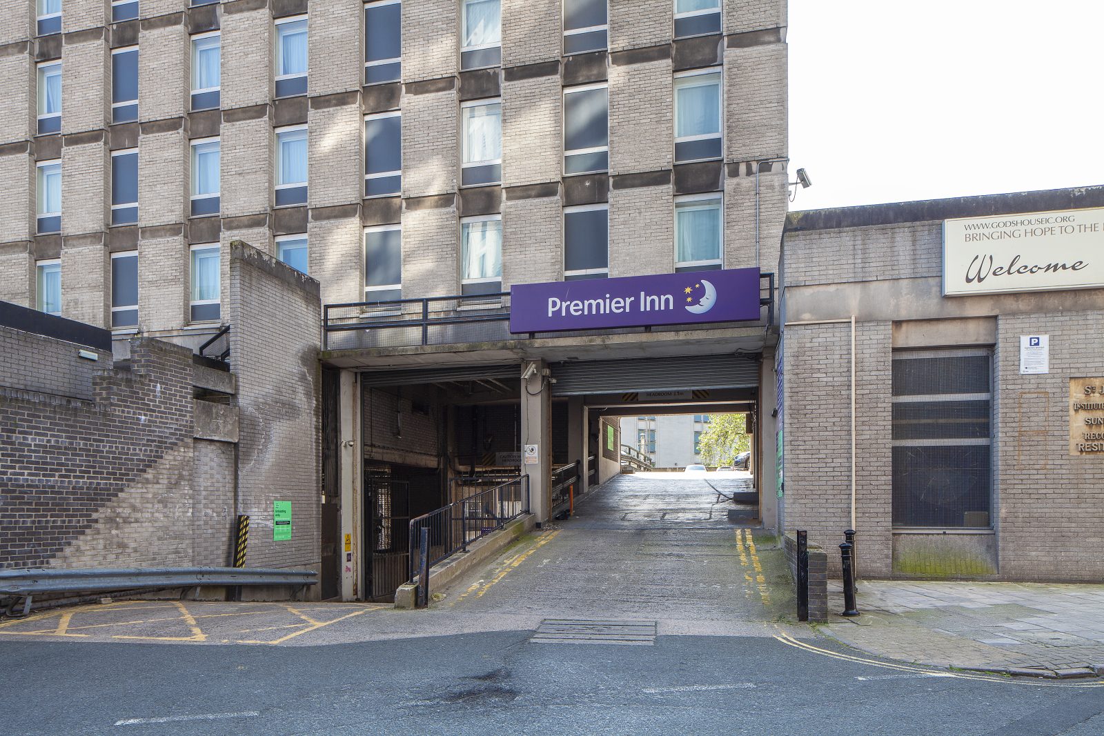 Hodder + Partners designs Bristol’s tallest building, replacing 18 ...