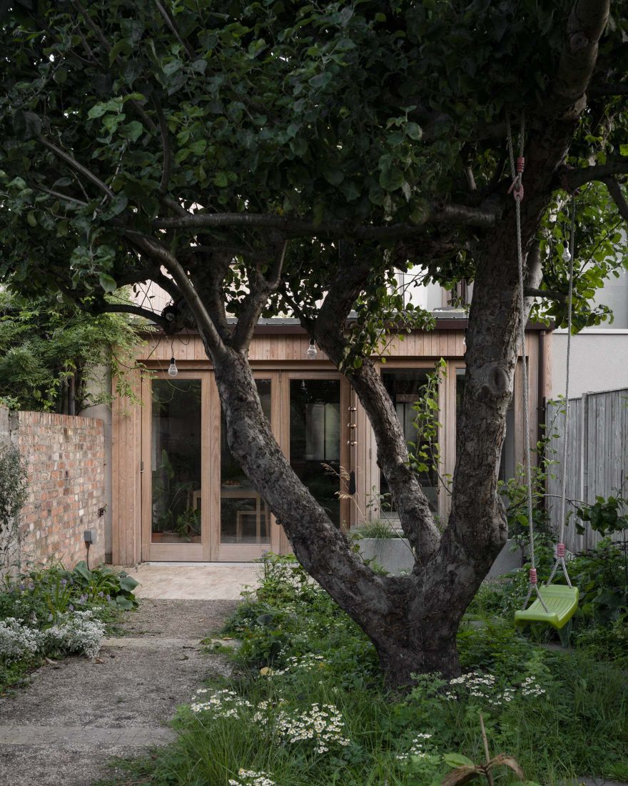 Scullion Architects completes timber extension to south Dublin home