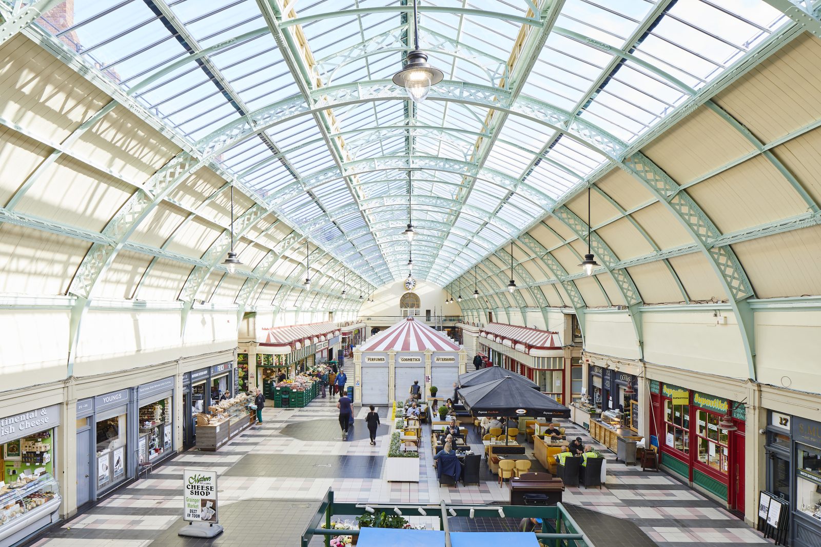 FaulknerBrowns unveils pavilions for revamp of listed Newcastle market
