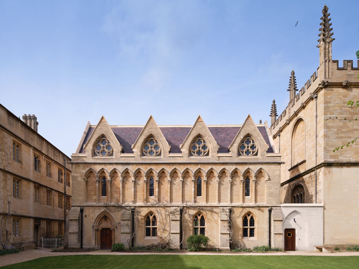 Nex and Donald Insall refurbish George Gilbert Scott-designed library ...