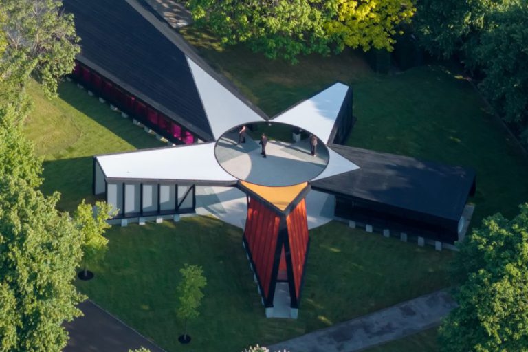 Serpentine Pavilion 2024: Minsuk Cho’s ‘crashed star’ balances concept ...
