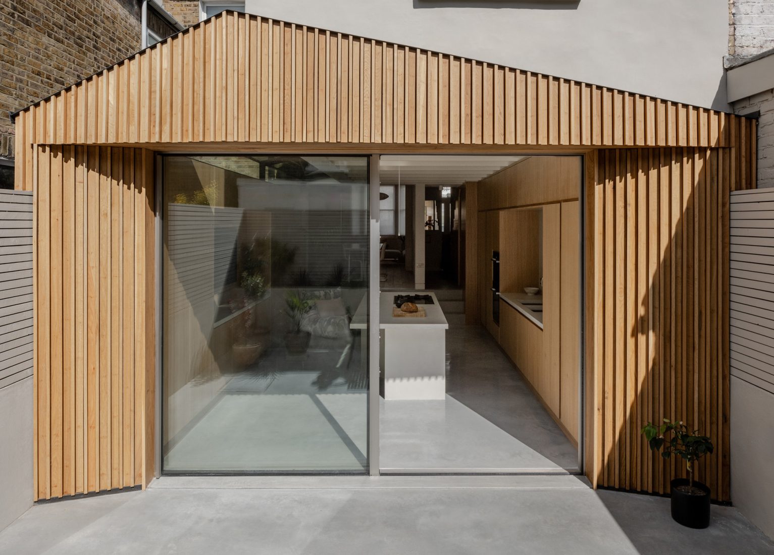 MATA completes ‘back to brick’ refurb and extension of terraced house