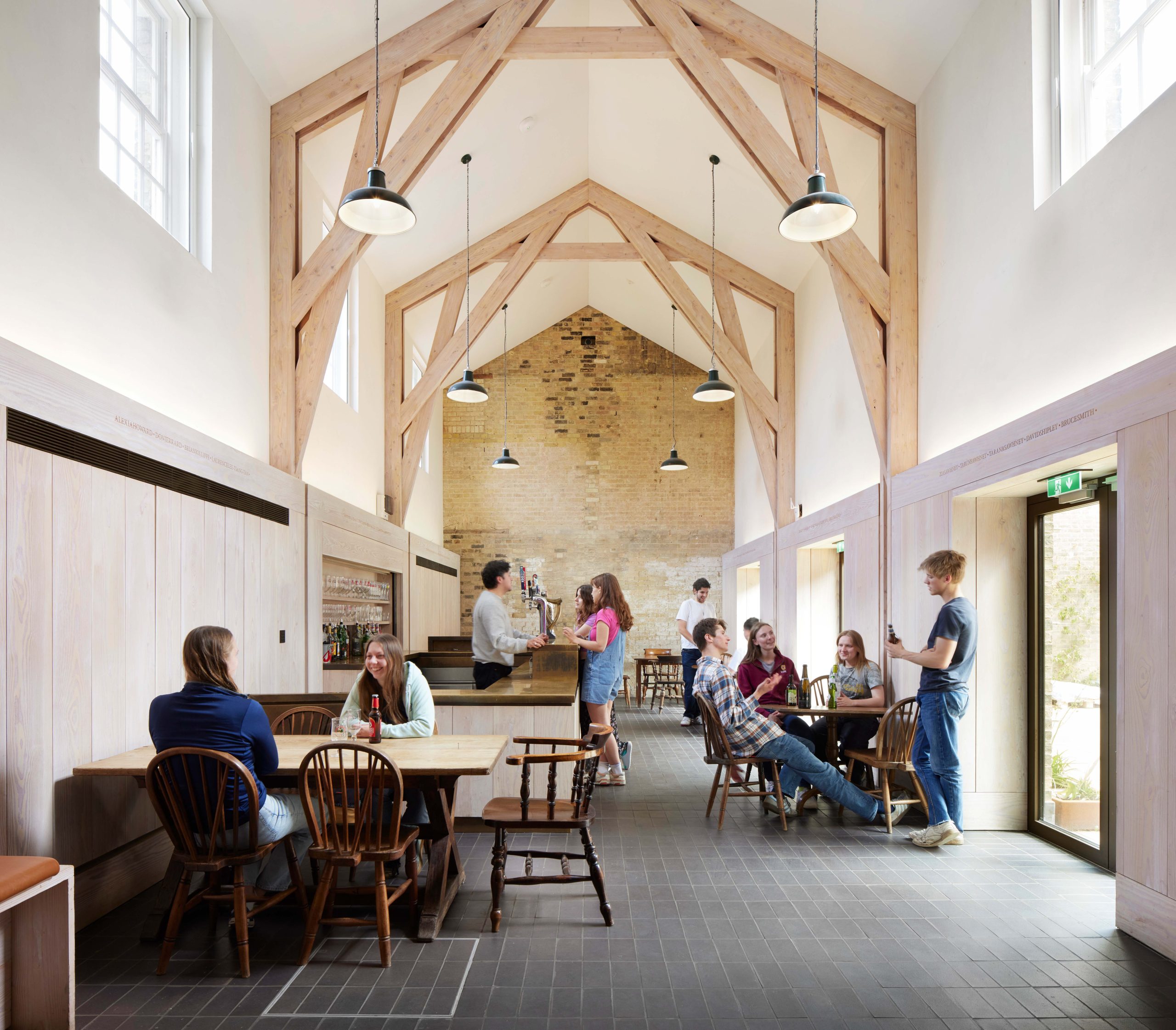 Stanton Williams hands over Emmanuel College additions