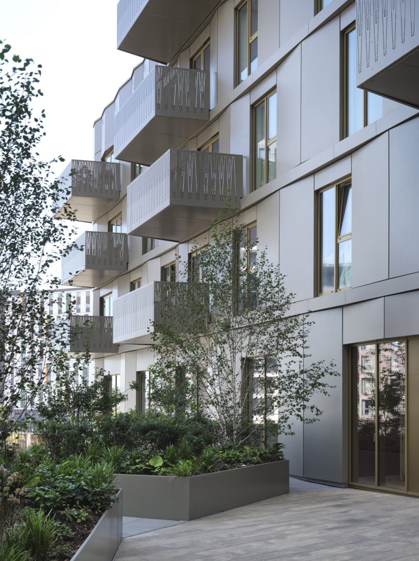 Alison Brooks Architects completes mixed-use complex at Tottenham Hale