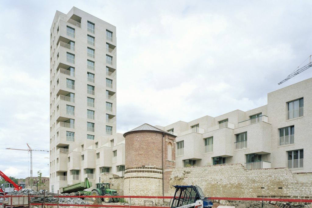 Chipperfield completes ‘sculptural’ residential scheme in Belgium