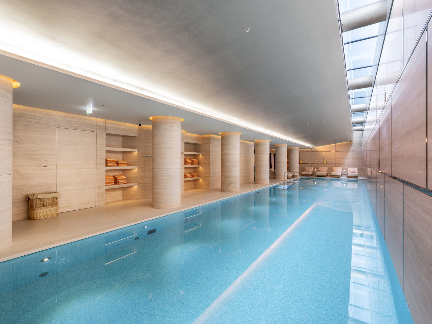 RSHP completes luxury London hotel with part-suspended floor structure