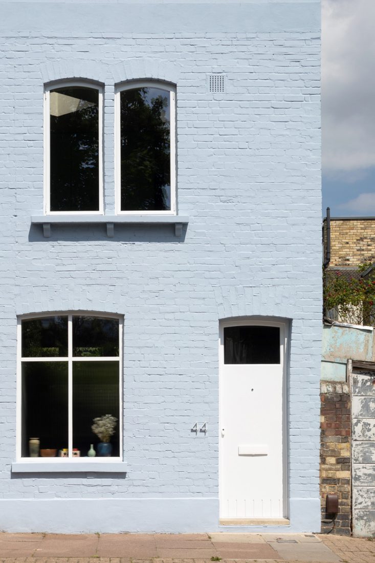 Fardaa extends one-bed London house into family home