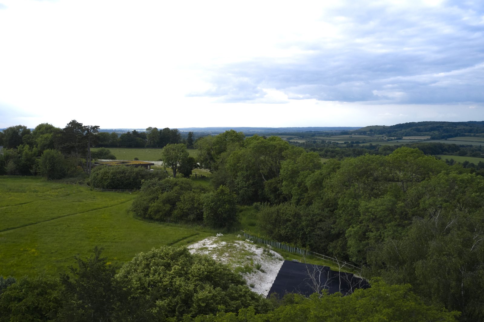 Kirkland Fraser Moor builds ‘bungaroosh’ Paragraph 84 home