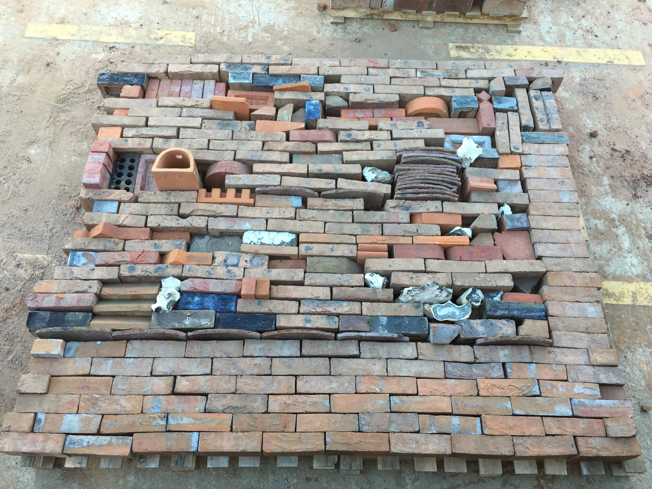 Kirkland Fraser Moor builds ‘bungaroosh’ Paragraph 84 home