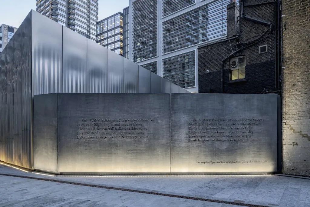 Perkins&Will completes museum above remains of Shakespeare theatre