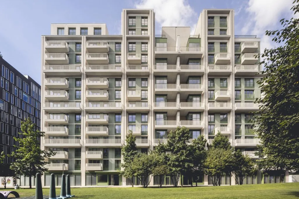 Allies and Morrison completes ‘picturesque’ housing at King’s Cross