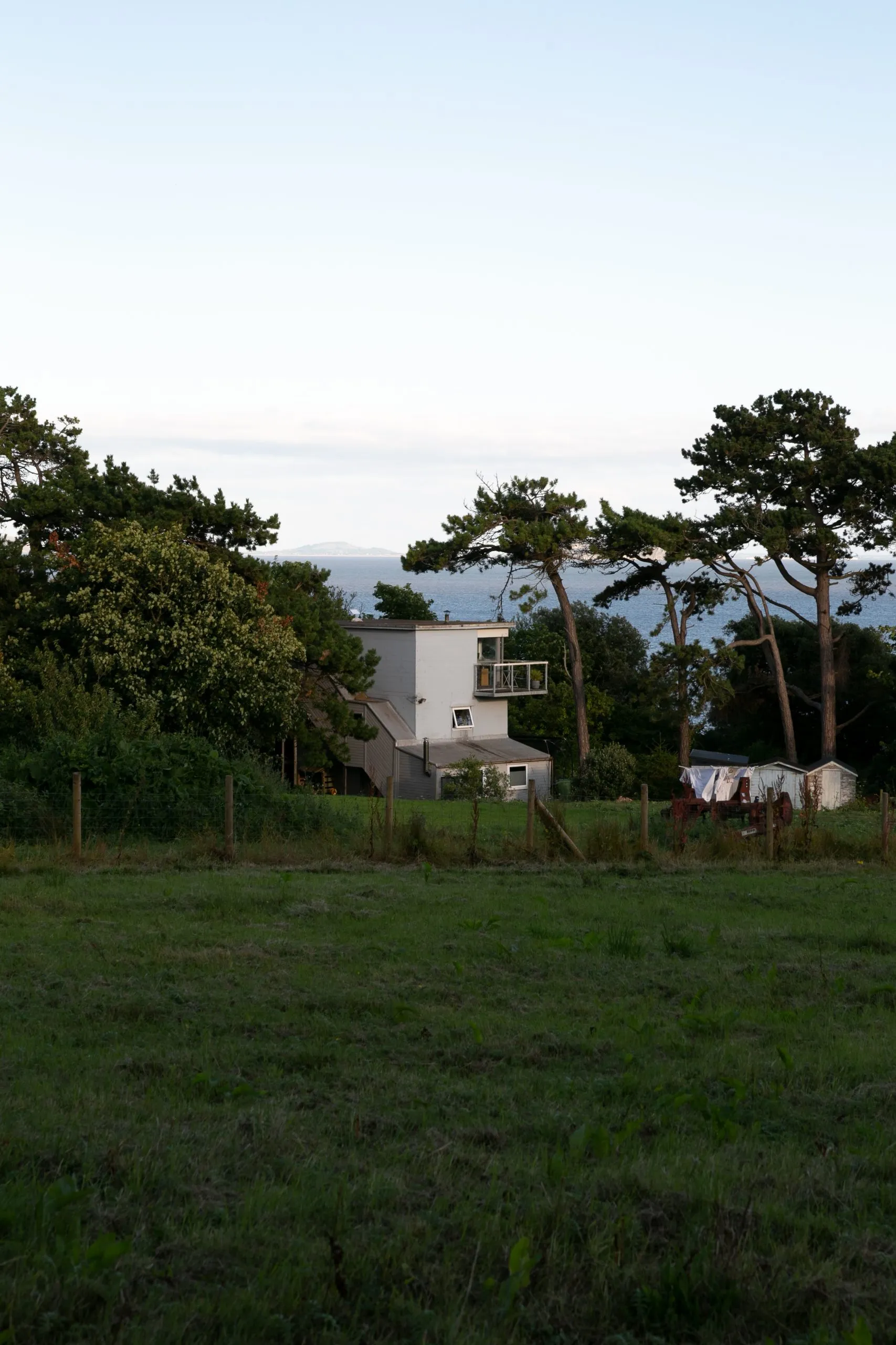 Benjamin Hale and Co&Co's conversion of WWII watchtower to home wins ...