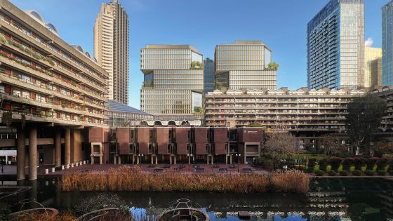 SOM unveils plan for 21-storey office scheme next to Barbican