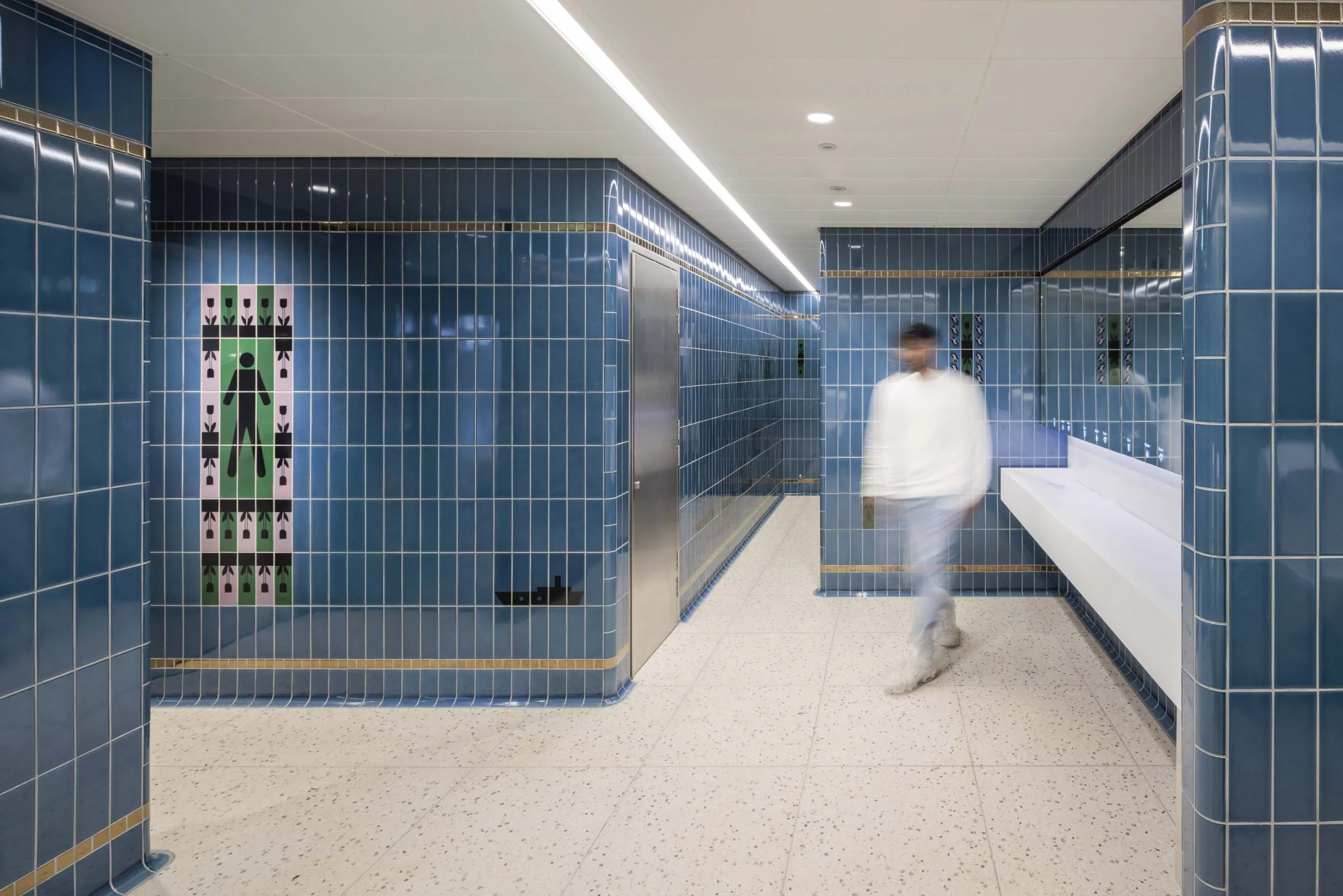 Hugh Broughton Architects completes first of Westminster public toilet ...