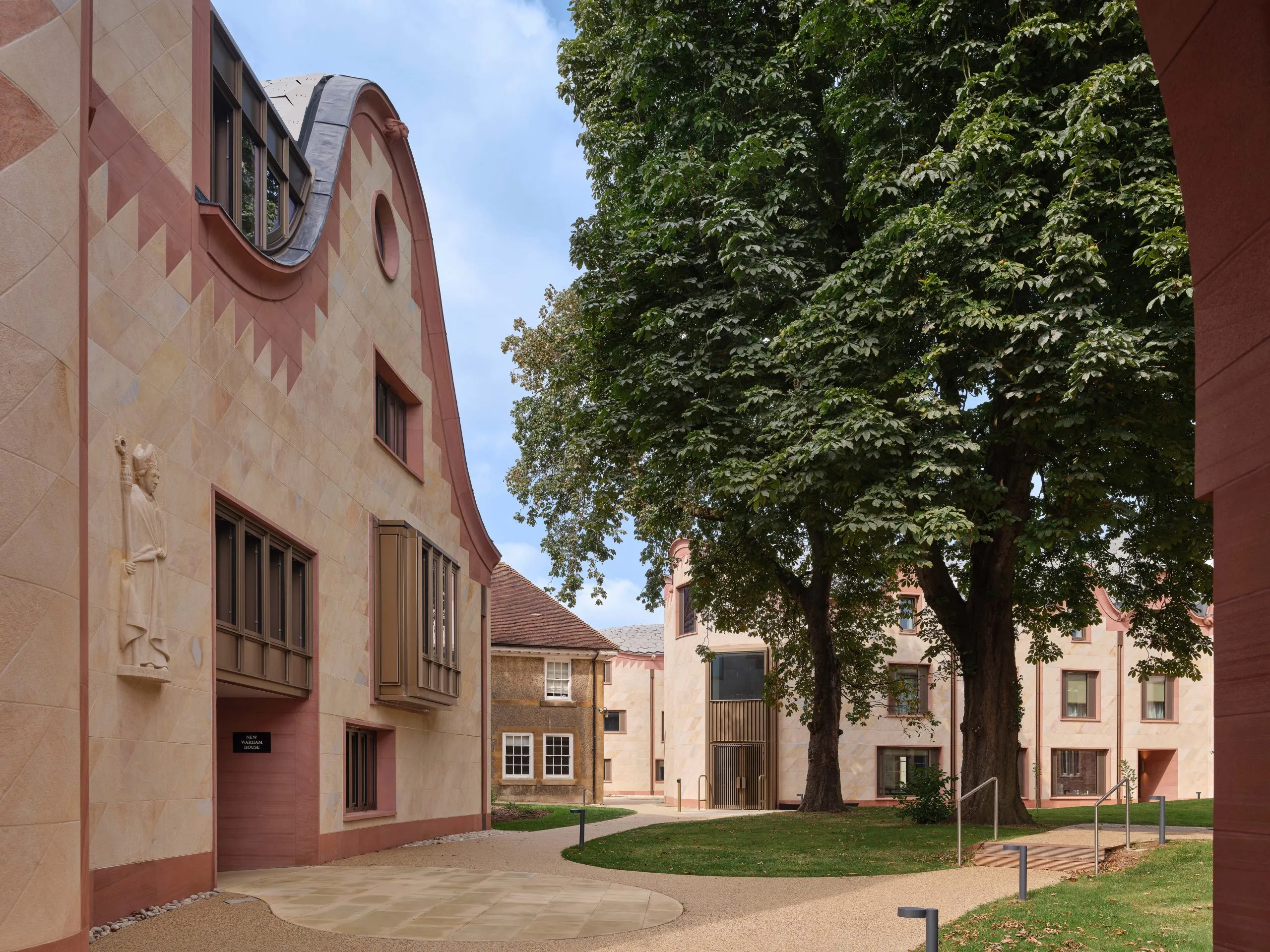 Circling the square: David Kohn’s Gradel Quadrangles at New College, Oxford
