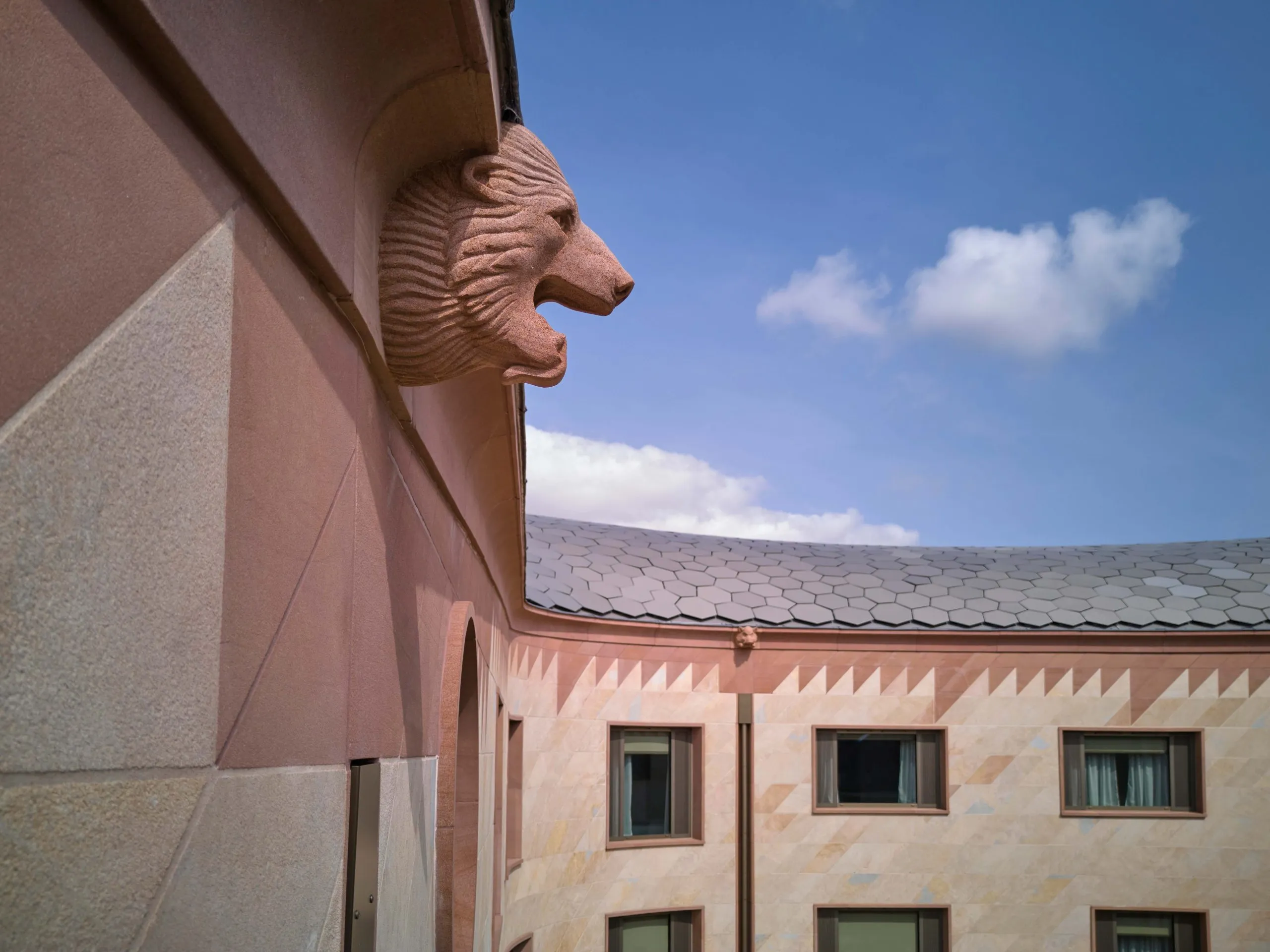 Circling the square: David Kohn’s Gradel Quadrangles at New College, Oxford