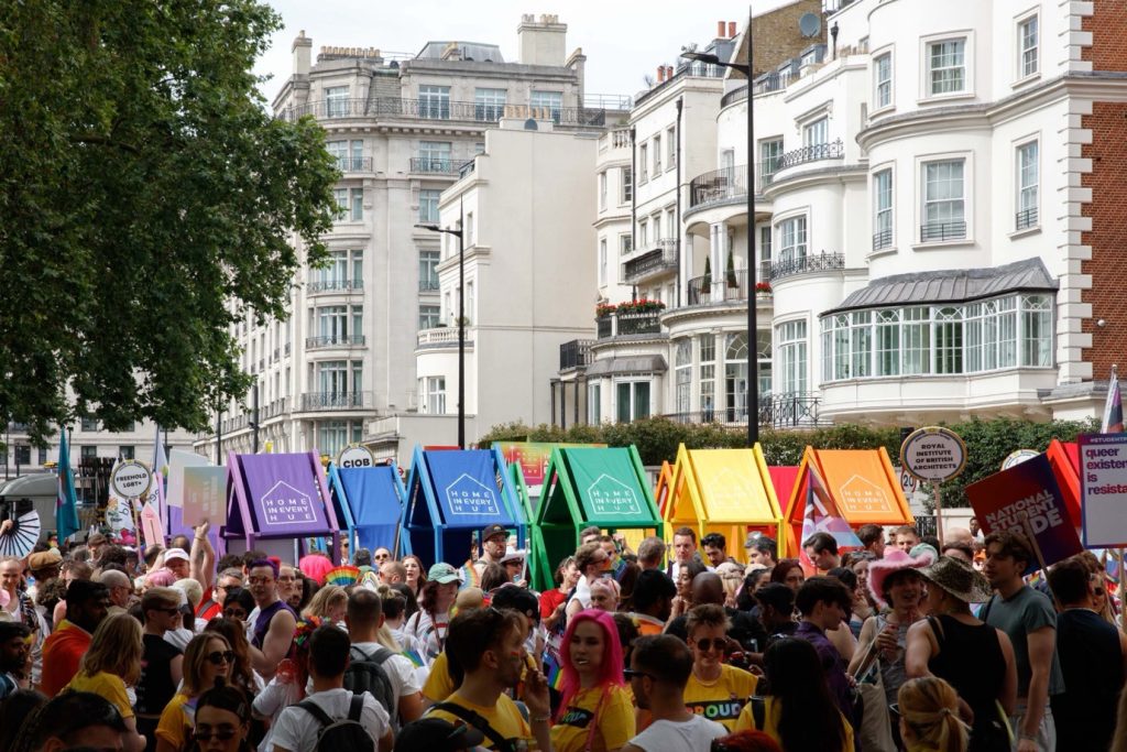 Pride Float 2025, London - Latest Construction News - Construo