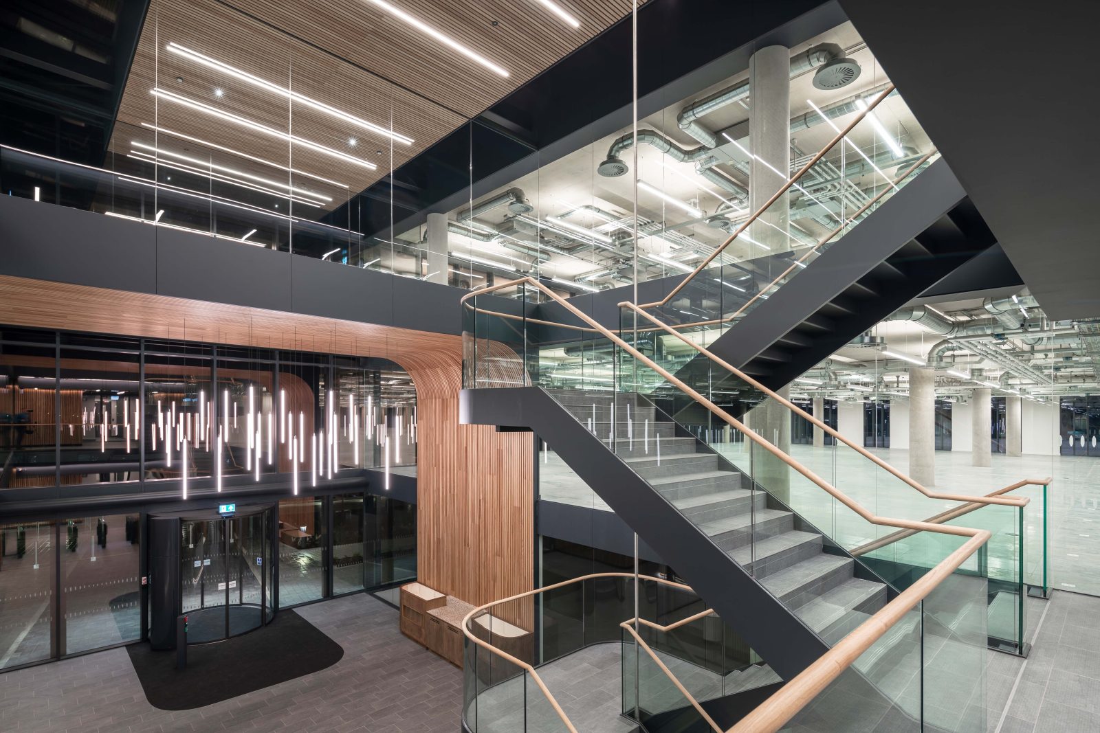 Scott Brownrigg completes Cambridge laboratory with recycled access floors