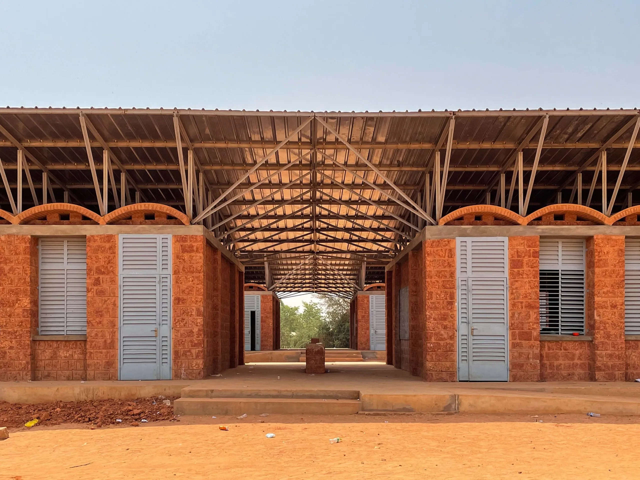 Article 25 completes eight classrooms in Niger