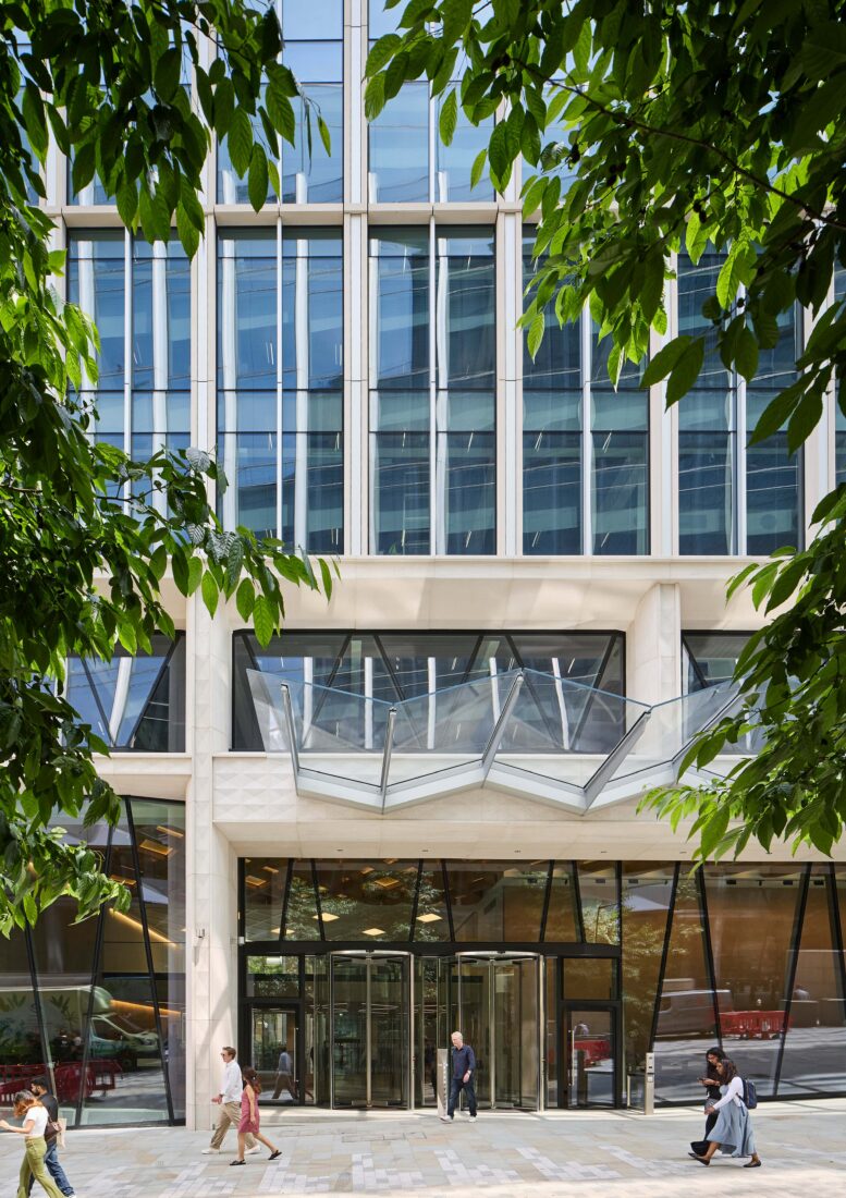 tp bennett replaces PoMo Stonecutter Court in Farringdon with offices