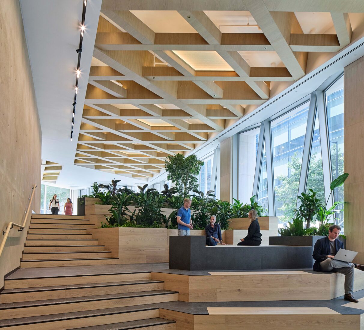 tp bennett replaces PoMo Stonecutter Court in Farringdon with offices