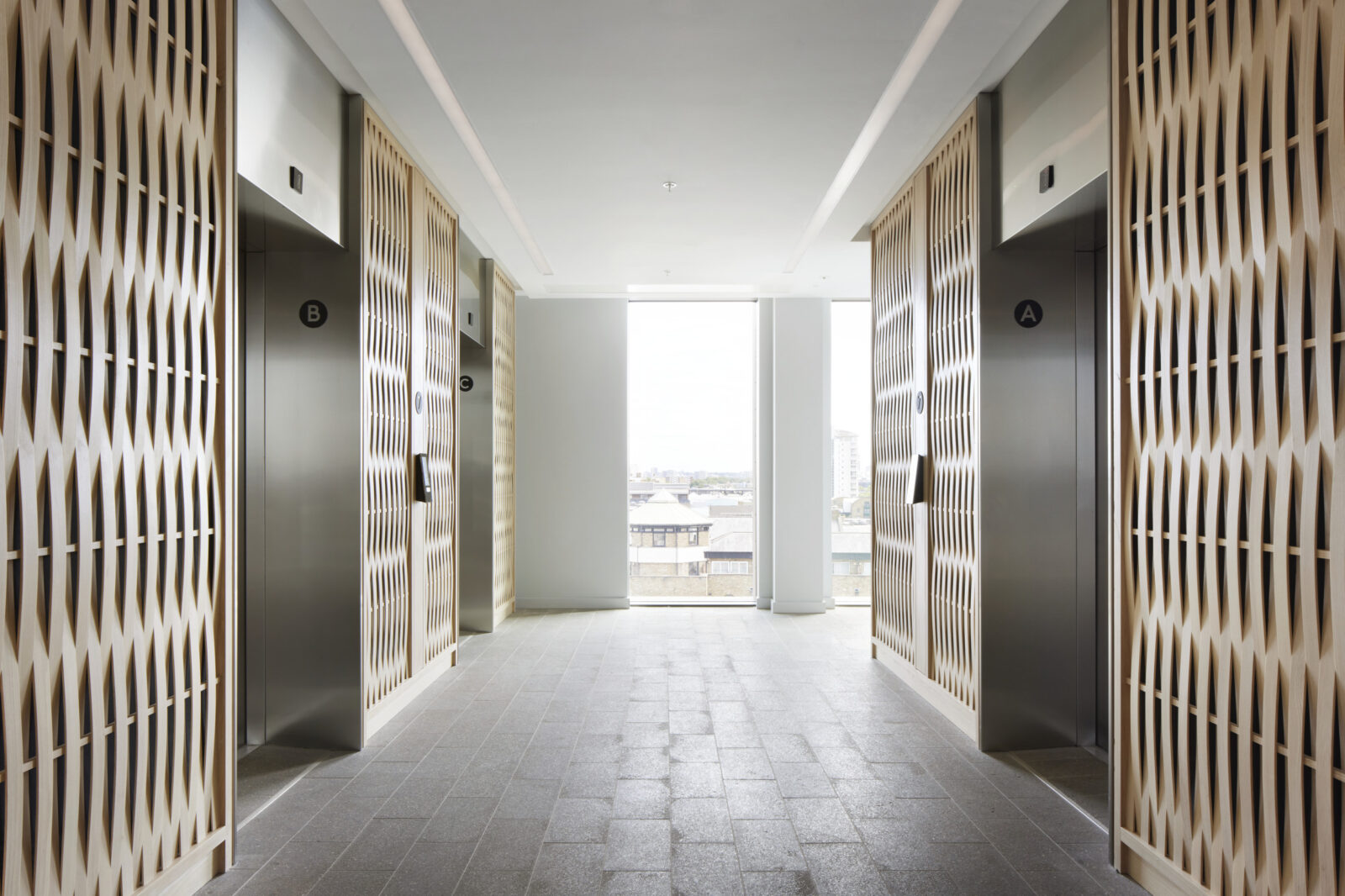 Stiff + Trevillion completes workspace overlooking Tower Bridge