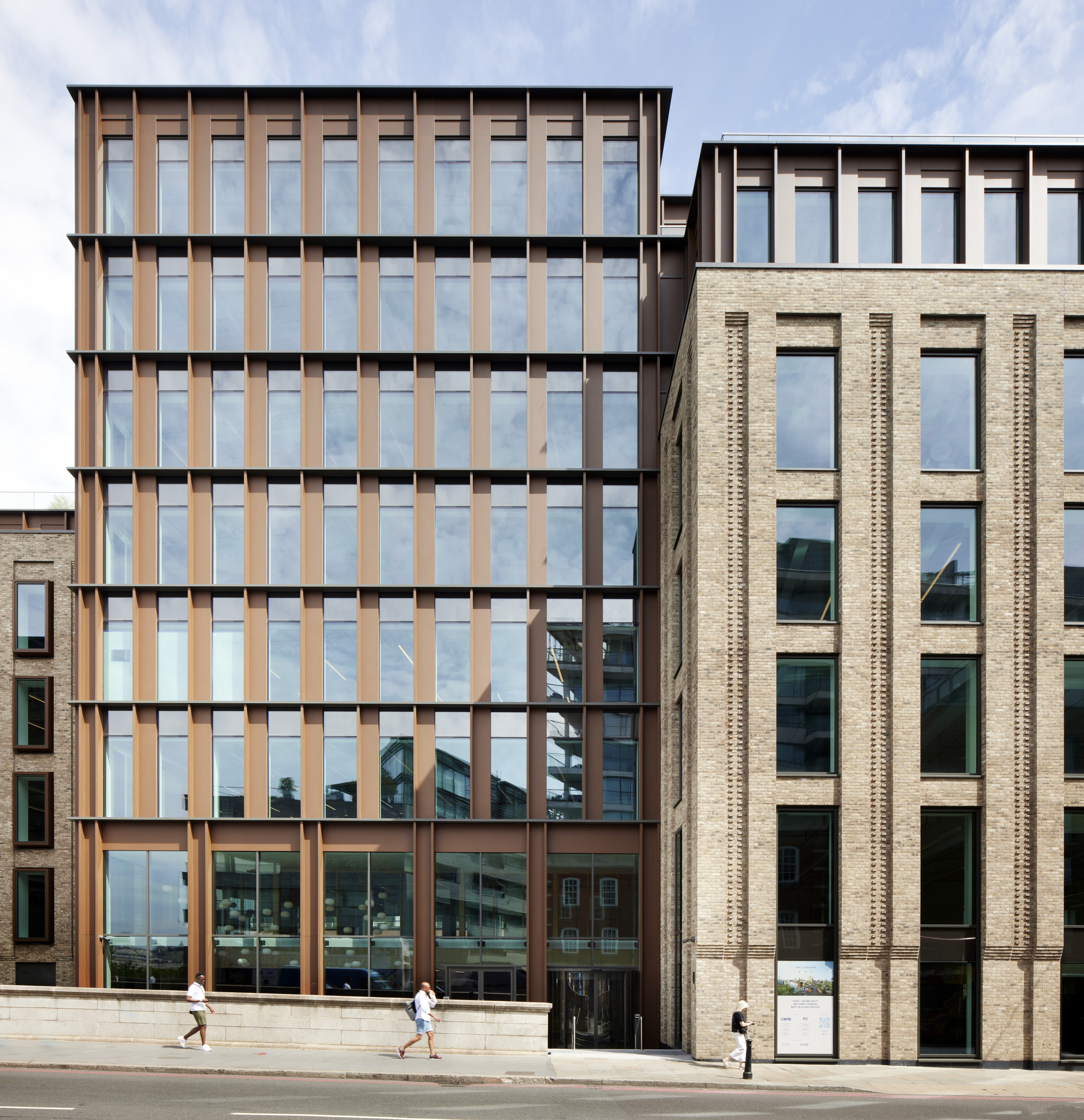 Stiff + Trevillion completes workspace overlooking Tower Bridge