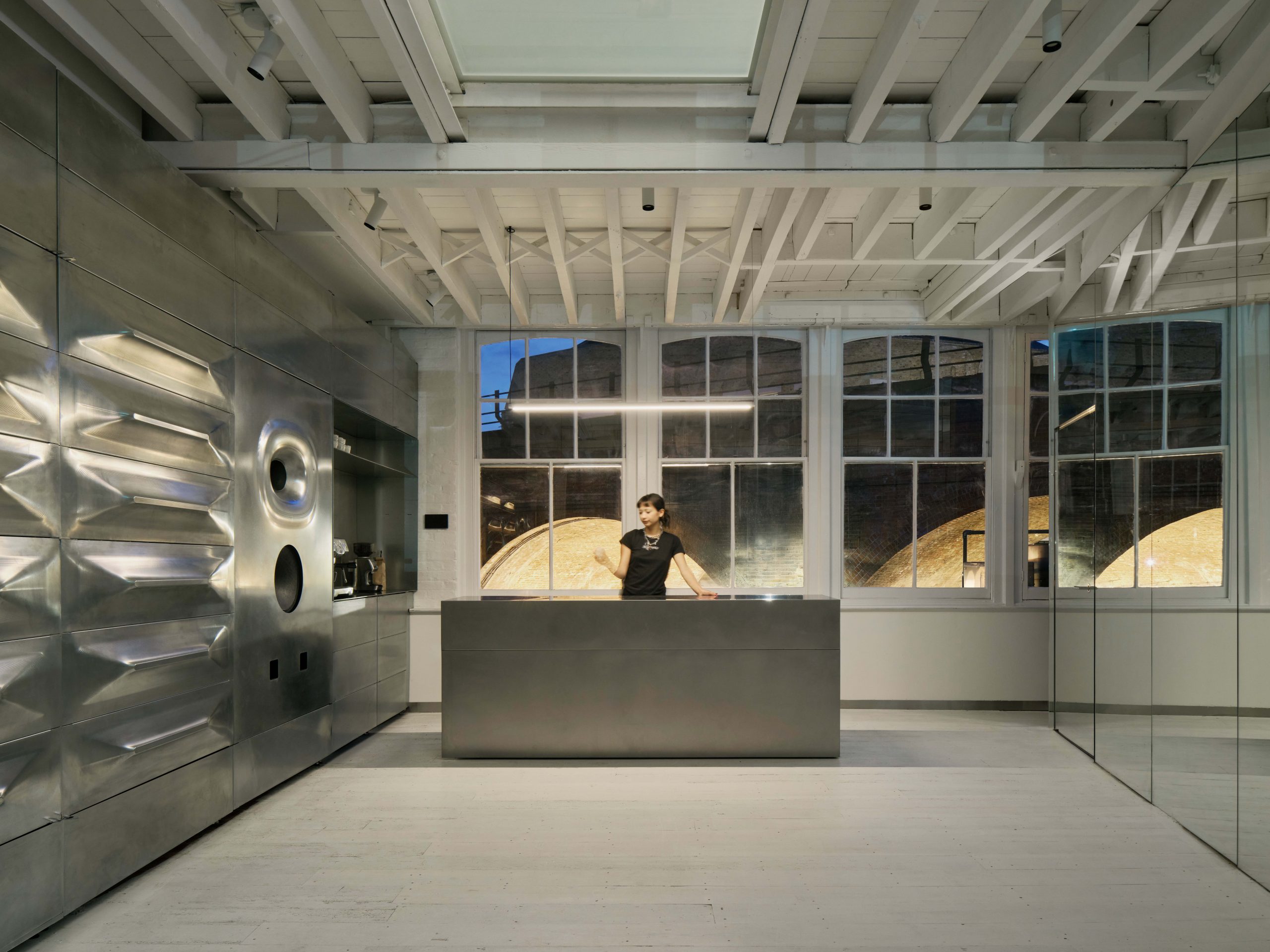 Unknown Works completes ‘sonic’ fit-out of Borough Market hair salon
