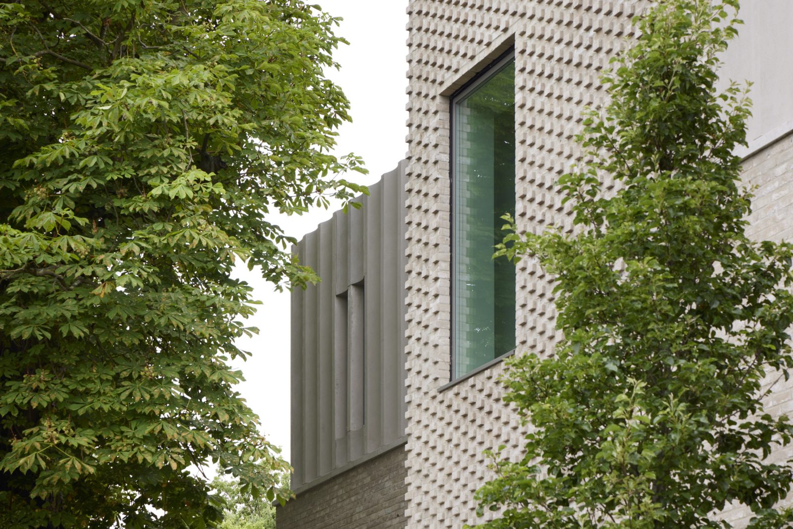 Case study: Lower School Library, Dulwich College, by Alma-nac