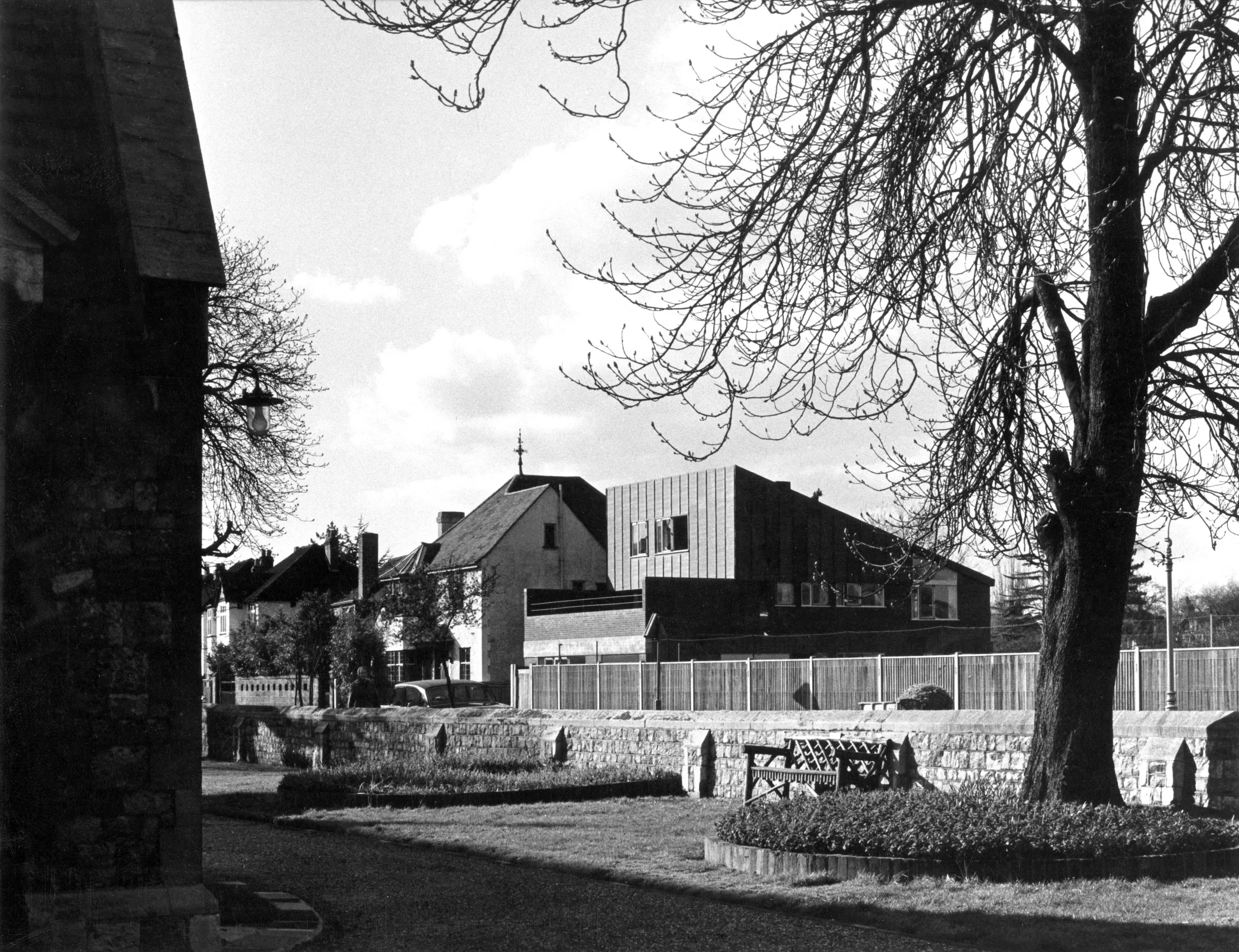 Tributes paid as ‘visionary’ former RIBA president David Rock dies